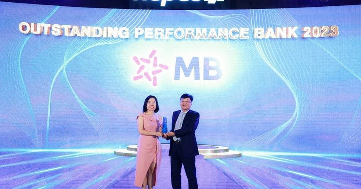 MB đạt 5 giải thưởng lớn nhất tại Hội nghị Ngân hàng thành viên của Napas